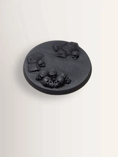 Miniature Base with Skulls by Aprilk6366 - MakerWorld