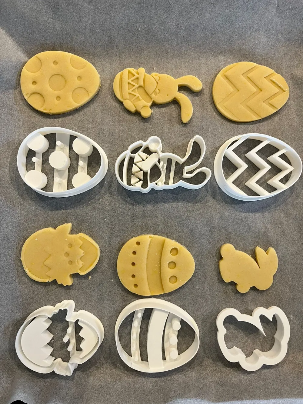 Easter Egg Cookie Cutters rabbit, chick, egg, carrot by luciano.brek ...