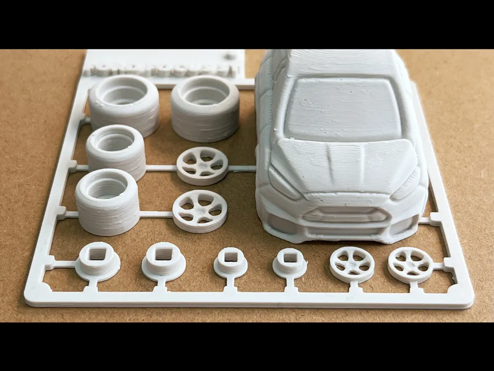 Ford Focus ST Articulated Assembly Toy Car (No glue needed, 3h high ...