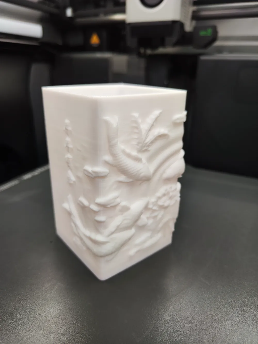 Koi Carp Box by Creatività in 3DMakerWorld: Download Free 3D Models