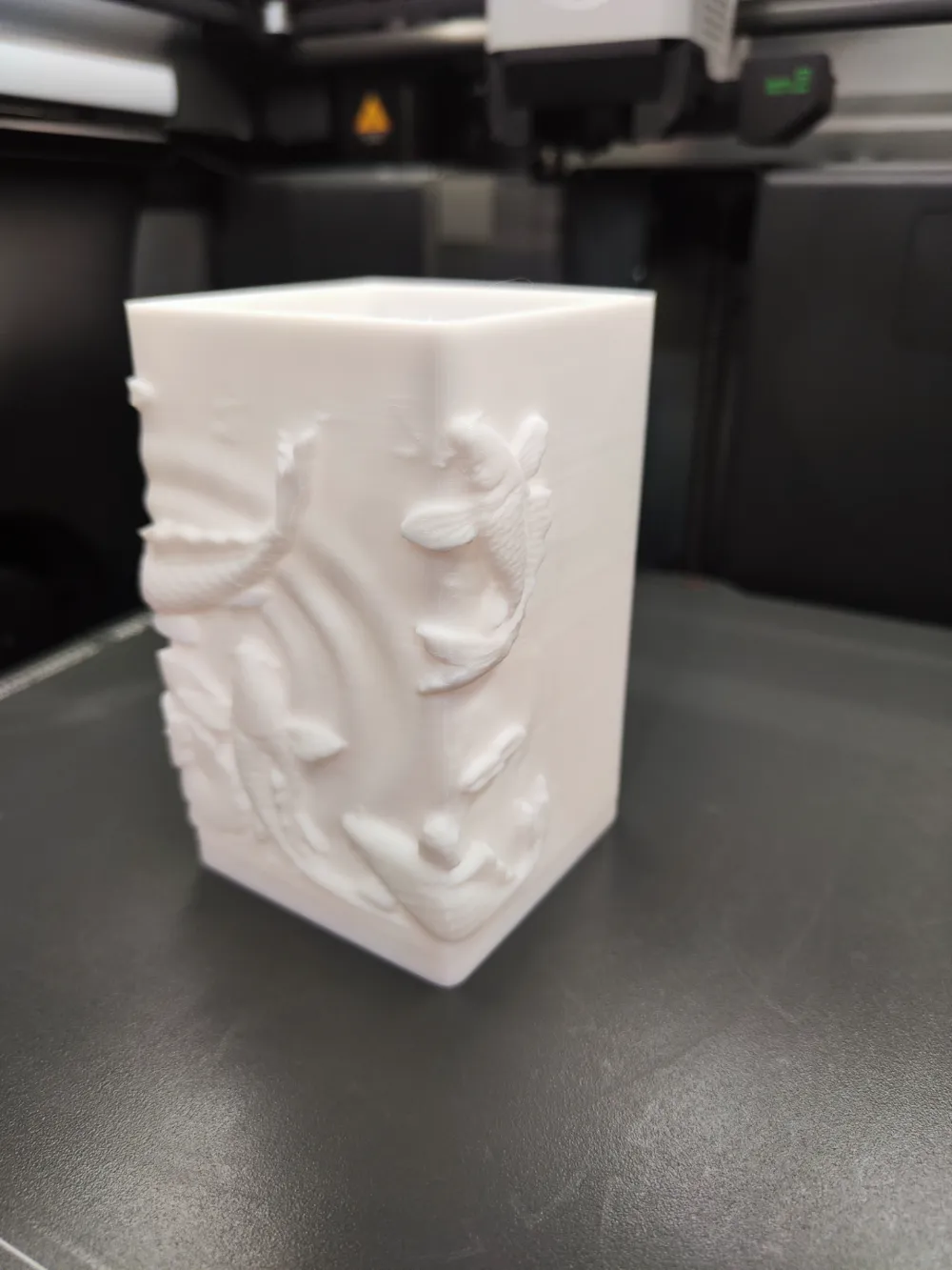 Koi Carp Box by Creatività in 3DMakerWorld: Download Free 3D Models