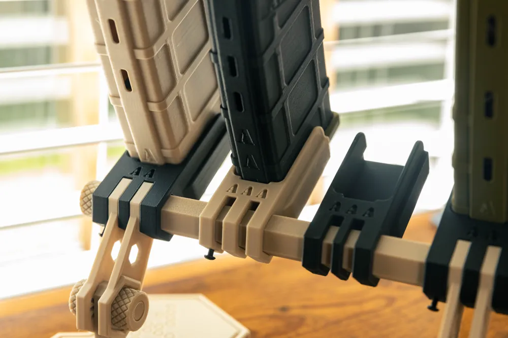 AA & AAA 电池弹匣桌面支架 来自 SD Studios - MakerWorld