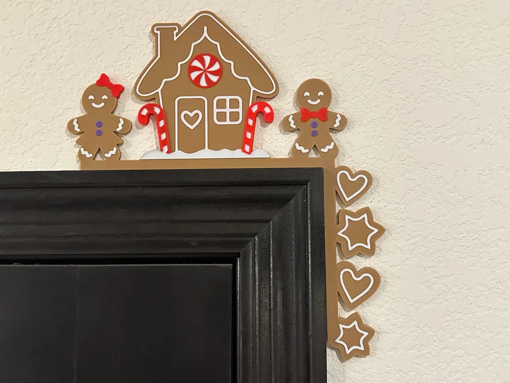 Gingerbread House Christmas Door Corner by H & R 3D - MakerWorld