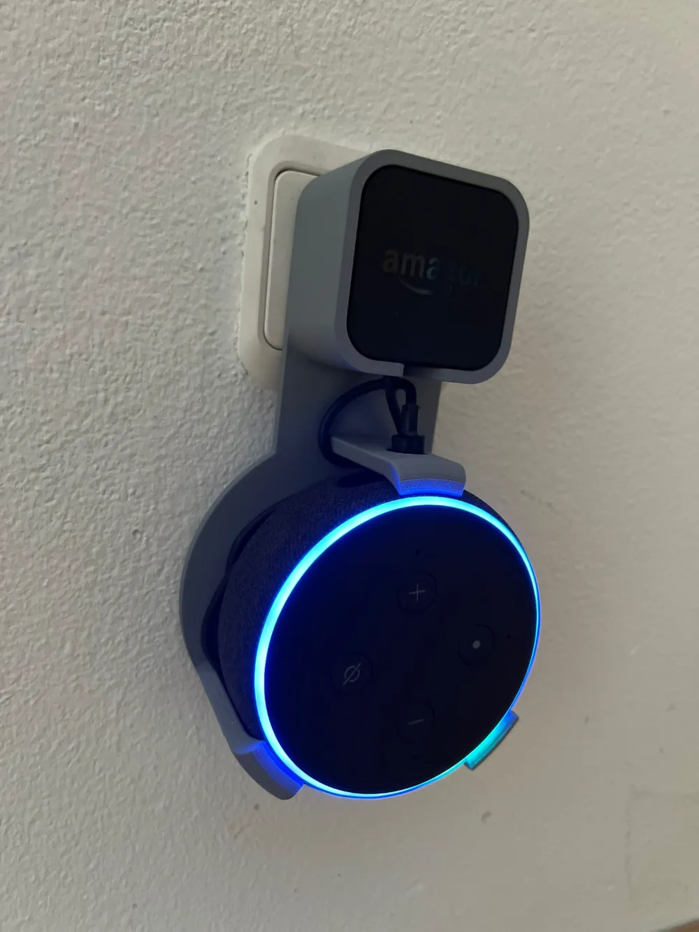 Amazon Alexa Echo Dot Power Outlet Mount by Flo - MakerWorld
