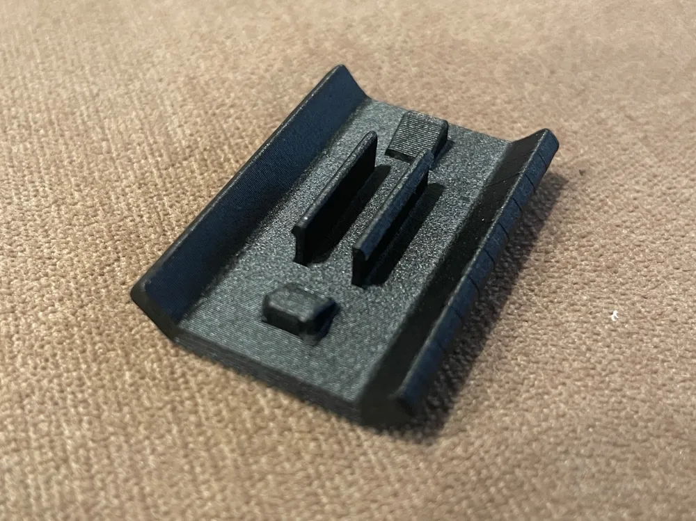 (Snap In) M-LOK Rail Covers Hex Grip V1 - Free 3D Print Model - MakerWorld