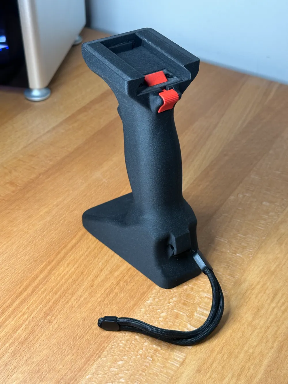 Creality Raptor Handle by Made.In.Meidling MakerWorld: Download Free 3D ...