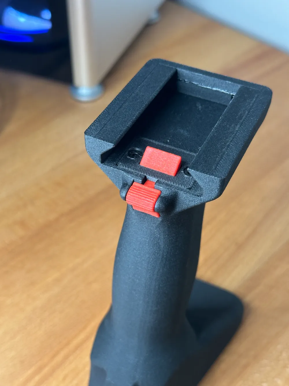 Creality Raptor Handle by Made.In.Meidling MakerWorld: Download Free 3D ...