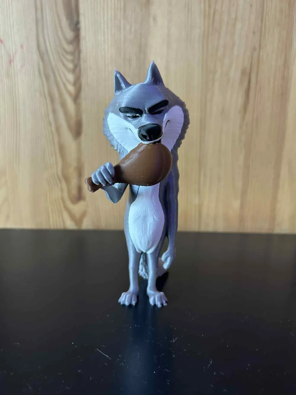 Le Loup "Mal-Aimé" en rechute - Modèle d'Impression 3D Gratuit - MakerWorld