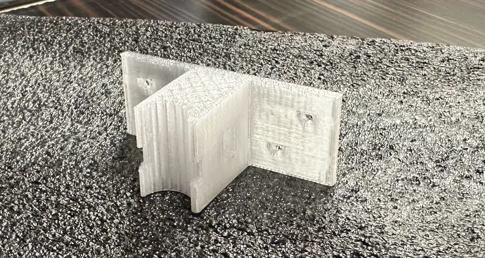 PTFE Tube Connector Wall Stand by Bence Racz - MakerWorld