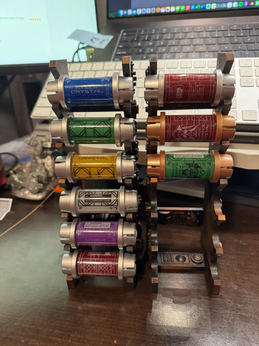 Kyber Crystal version 1 Stand 6 Crystals by Divemaster MakerWorld ...