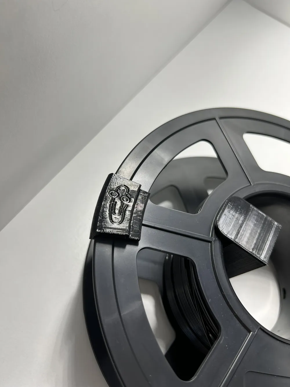 Clippy the Filament Clip by fnicaeus - MakerWorld