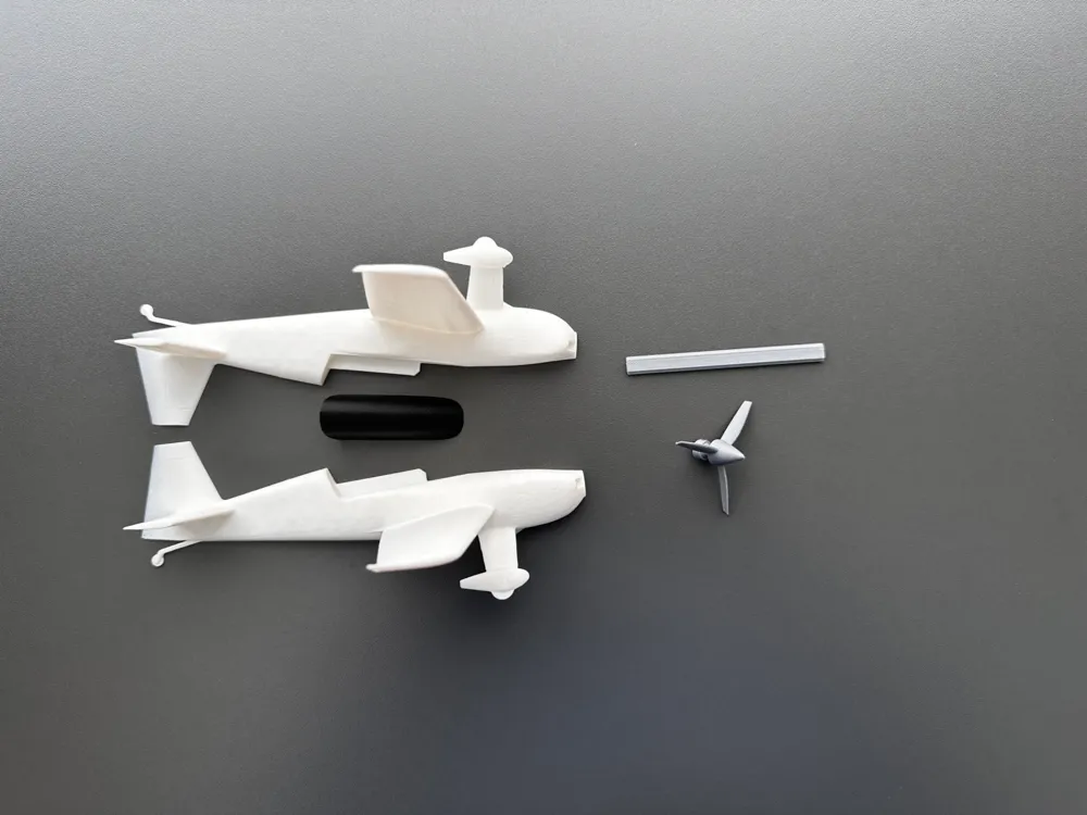 EXTRA 330 V2 No Glue, spinning Propeller - Free 3D Print Model - MakerWorld