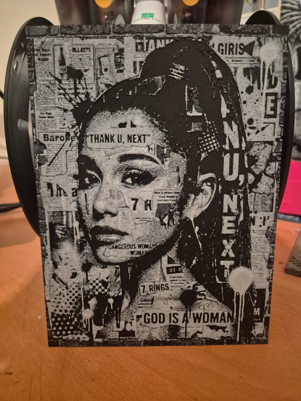 Ariana Grande newspaper hueforge - Free 3D Print Model - MakerWorld