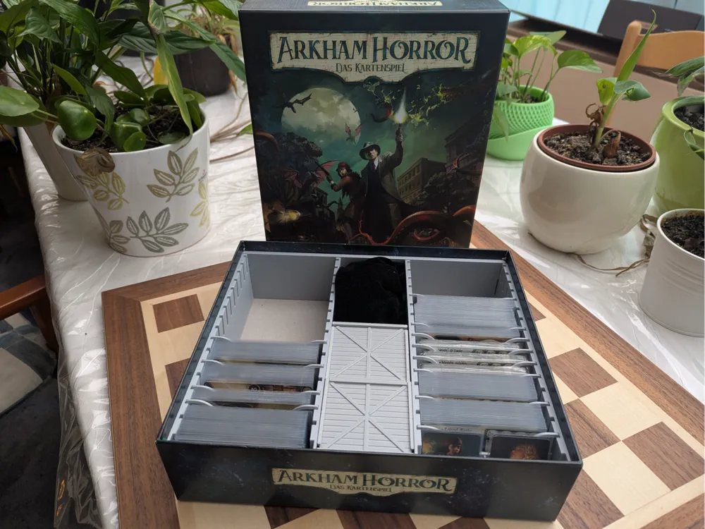 Arkham Horror LCG inlay - Free 3D Print Model - MakerWorld