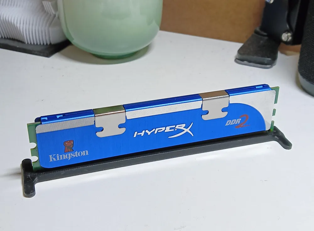 DDR2/3/4/5 Ram Stand - Free 3D Print Model - MakerWorld