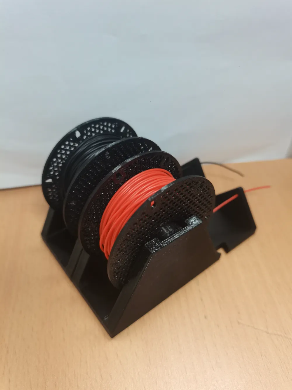 Electronic Wire Spool Holder by 555 MakerWorld: Download Free 3D Models