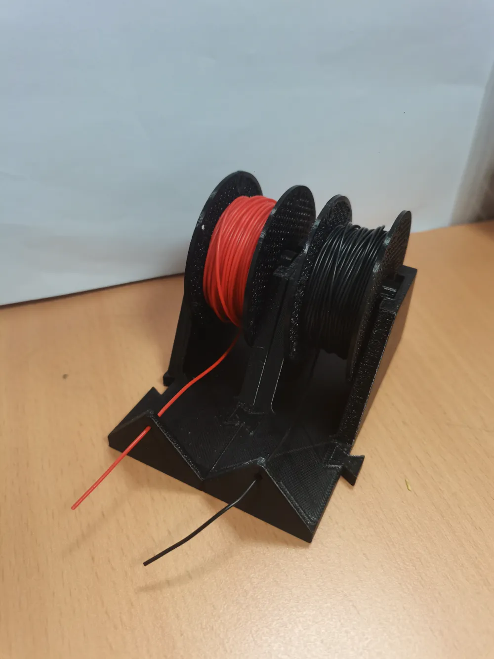 Electronic Wire Spool Holder by 555 - MakerWorld