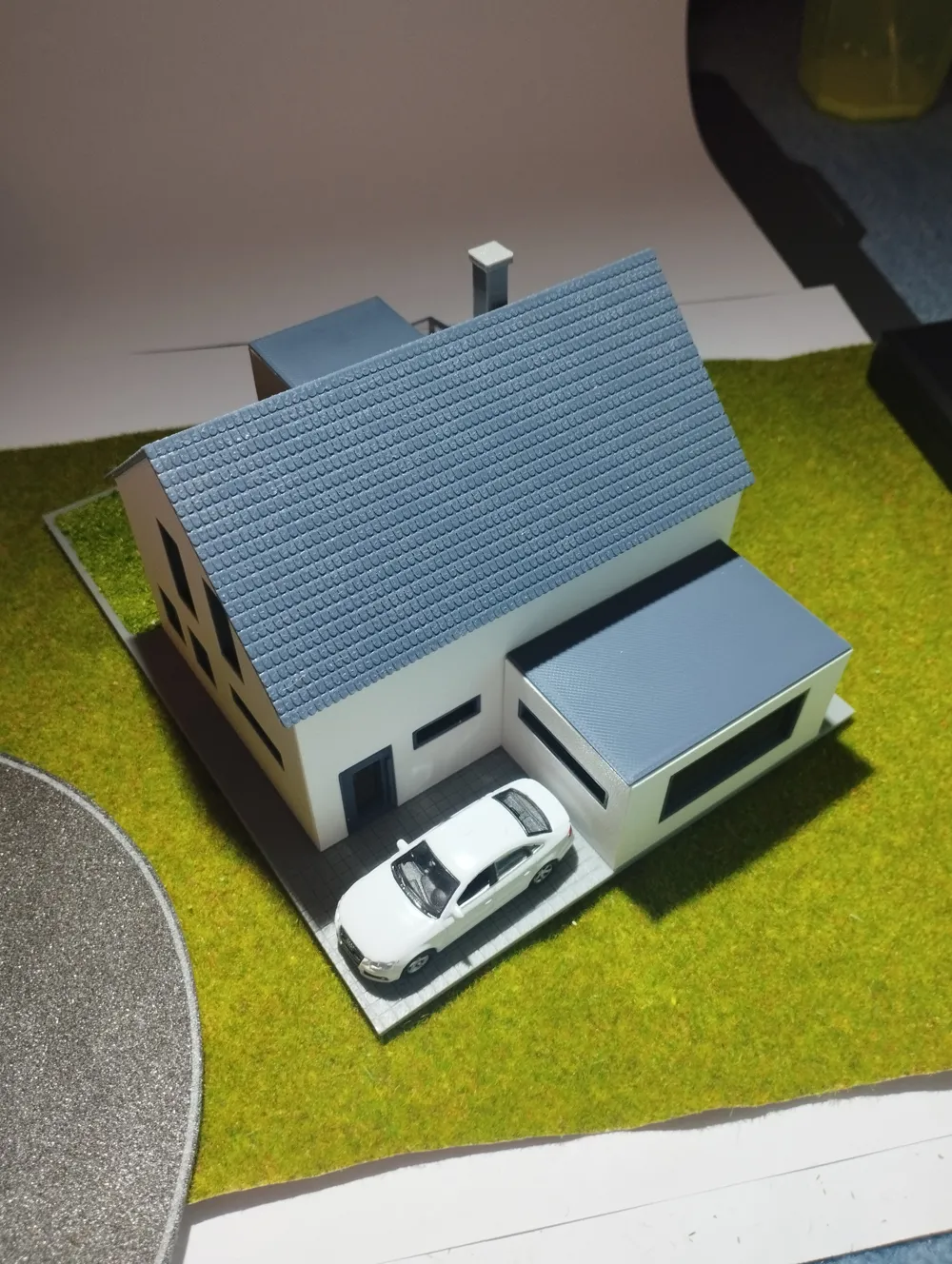 modern detached house H0/1:87 - Free 3D Print Model - MakerWorld
