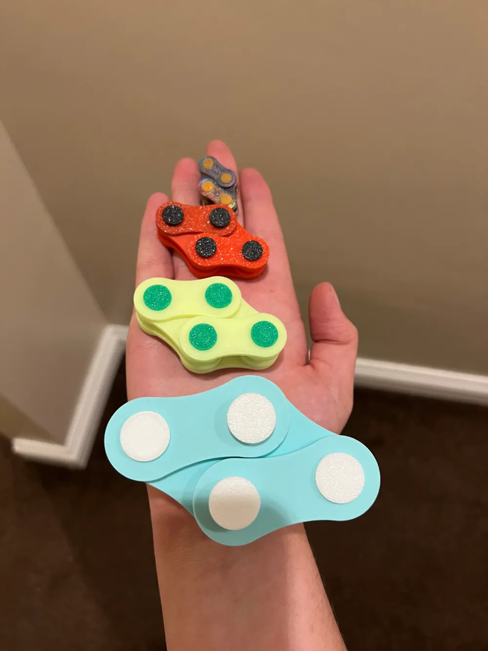 Chain Fidget Toy by UseLess Engineering - MakerWorld