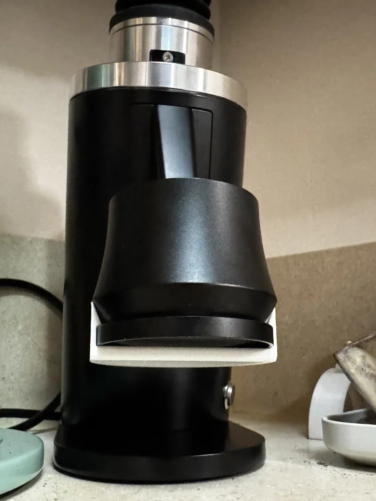 DF54 Blinder Shaker holder by Charlol MakerWorld: Download Free 3D Models