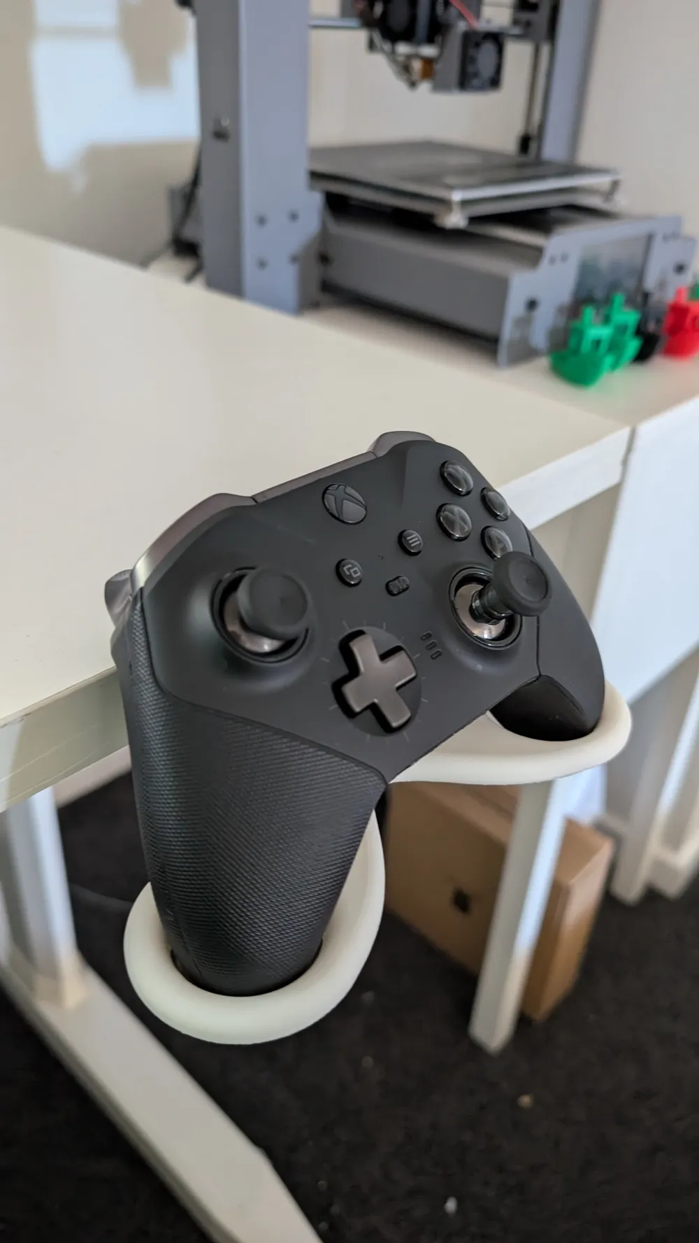 Xbox controller holder (SeriesX/S-Elite2) - Free 3D Print Model ...