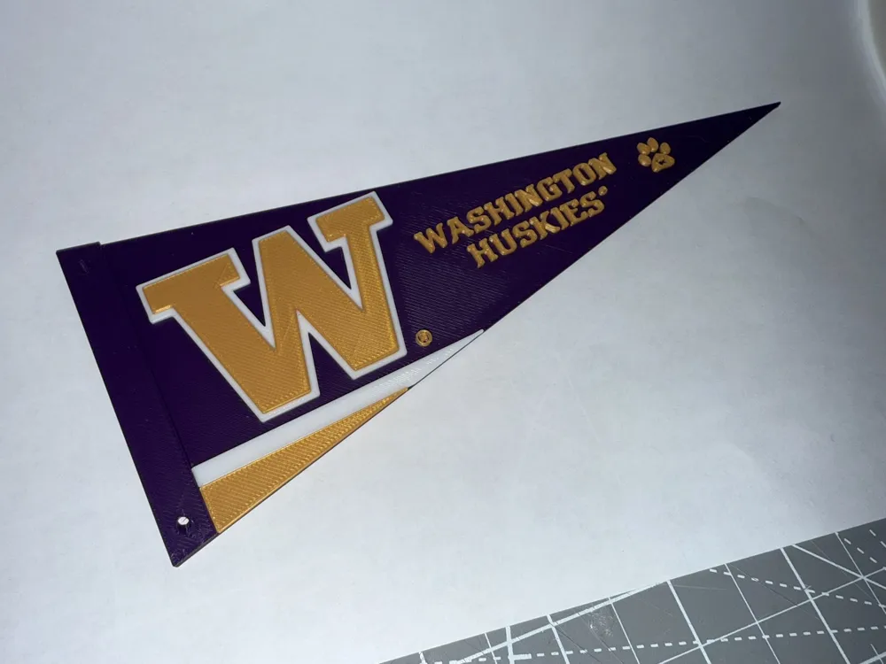 University of Washington Pennant by rysock - MakerWorld