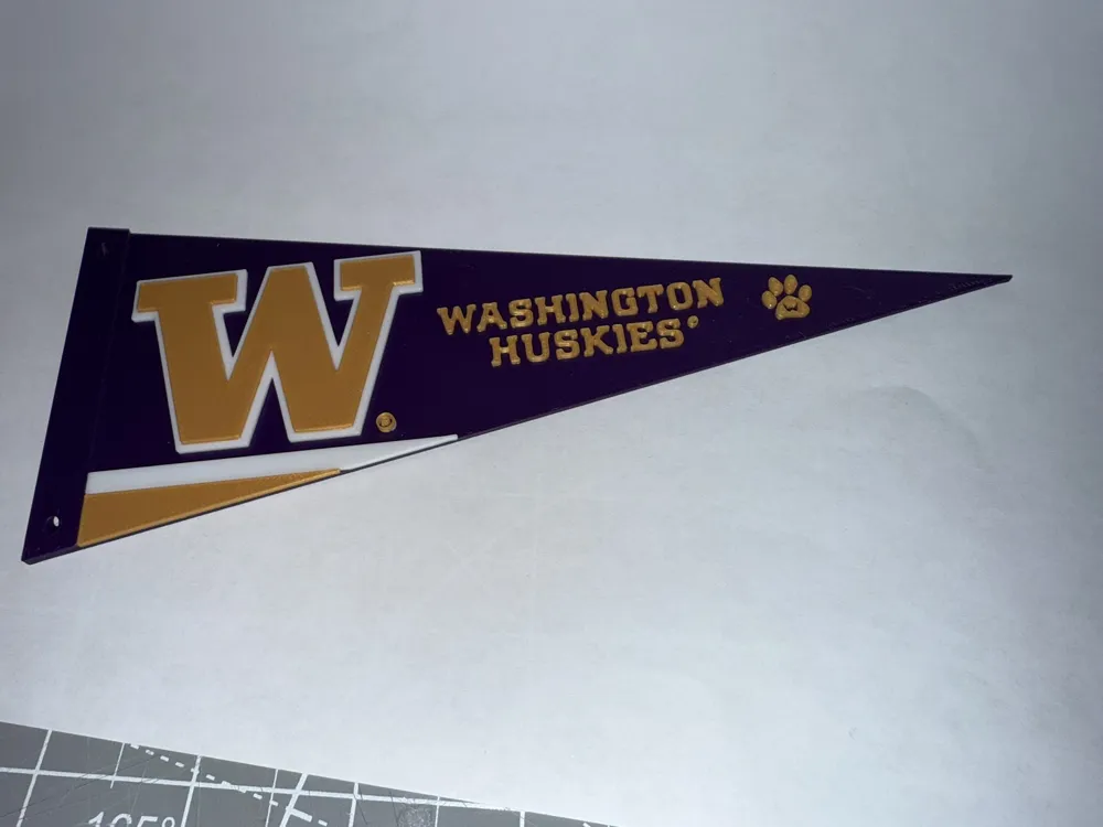 University of Washington Pennant by rysock - MakerWorld
