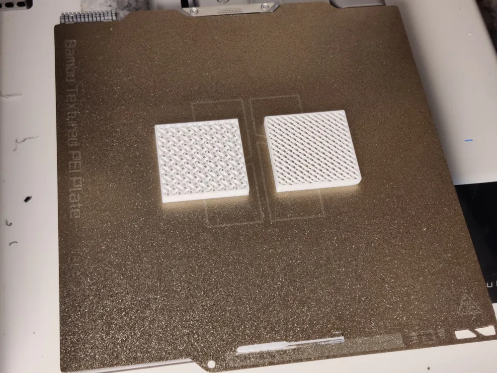 Debemos hablar sobre su amado relleno gyroid… por 3DPrototech MakerWorld: Descarga Modelos 3D ...