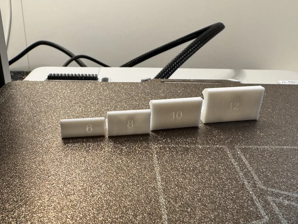 Corner 90 degree cable clips by LKal MakerWorld: Download Free 3D Models