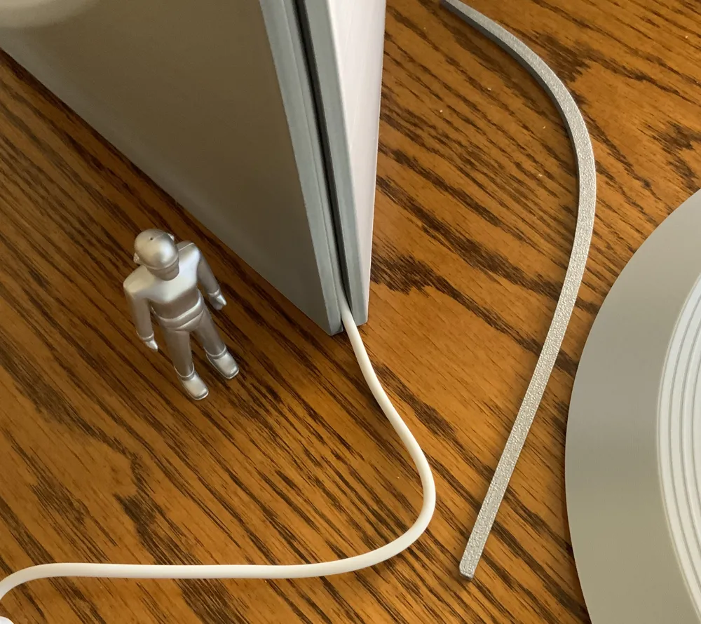 Spaceship Desk Lamp for Bambu MH001 LED Light Kit by MZip MakerWorld ...