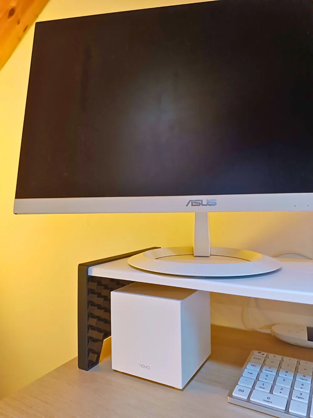 Monitor riser with customizable pattern by daniele_zomg - MakerWorld