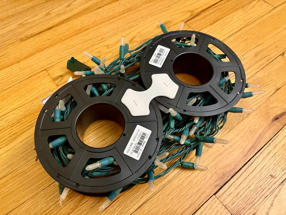 Sunlu Spool Connector (Christmas Light Storage!) by Emoticon MakerWorld ...