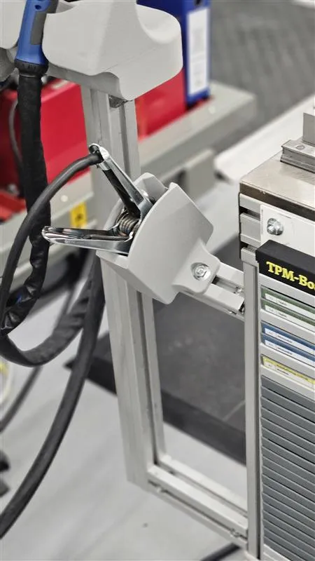 Ground Clamp Holder by DRSE MakerWorld: Download Free 3D Models