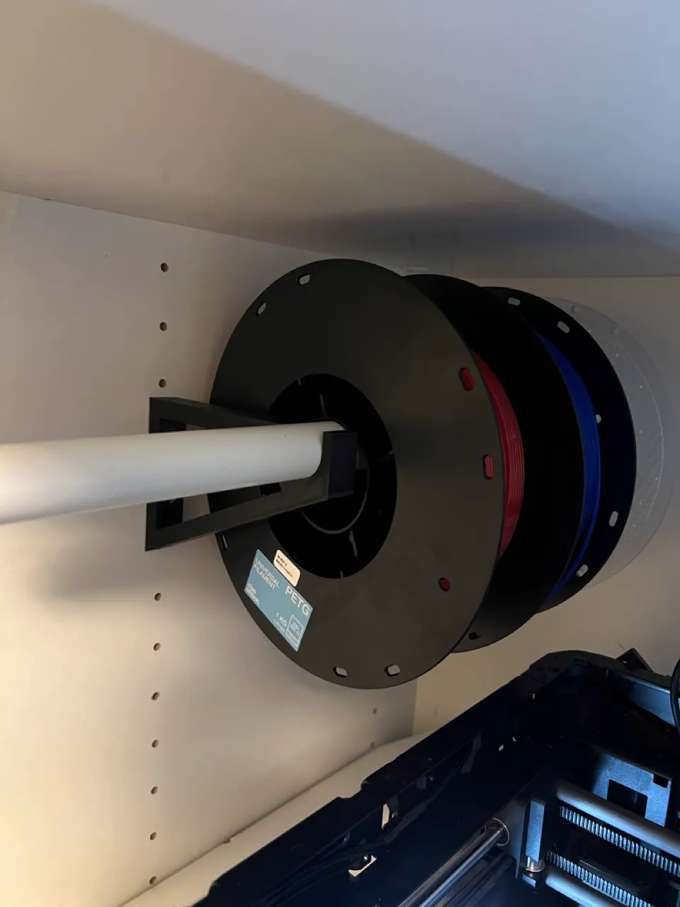 IKEA closet spool holder by lindberg.olle - MakerWorld