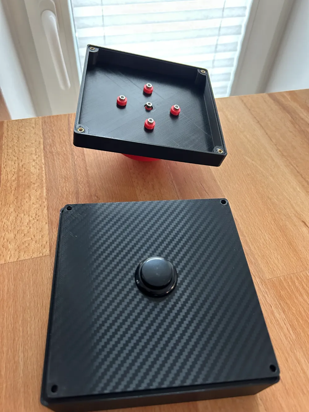 BLE Buzzer ESP32 by CTeipen - MakerWorld