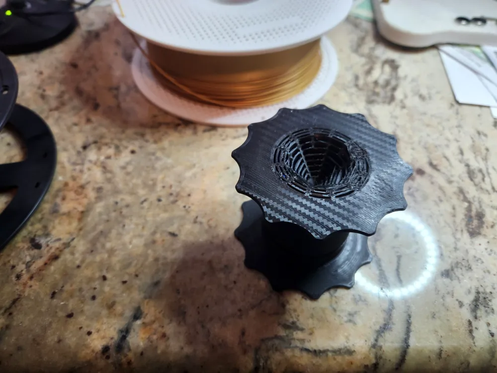 spool hub Desiccant holder by Robert ONeill - MakerWorld