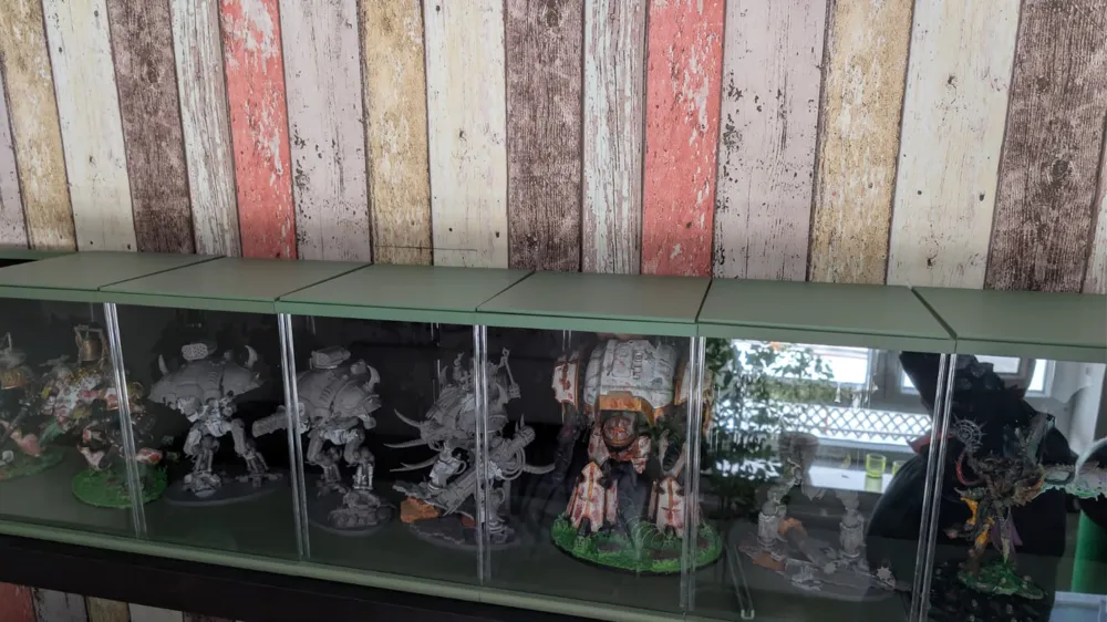 Vitrine / Display Case - Free 3D Print Model - MakerWorld