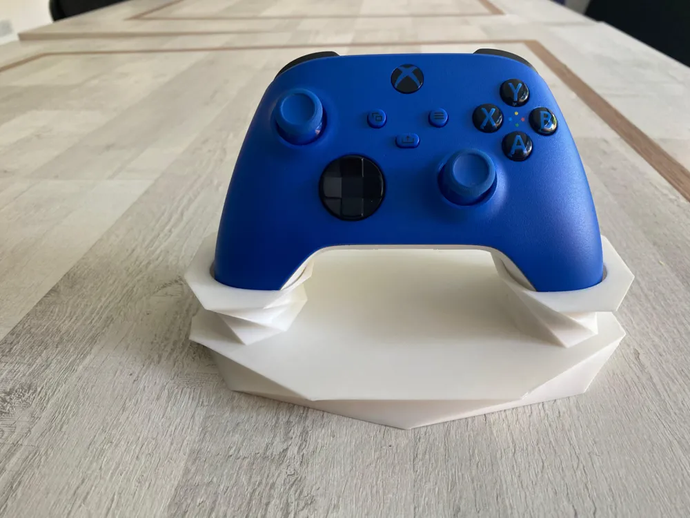 Xbox controller Stand by Marlon Delgado - MakerWorld
