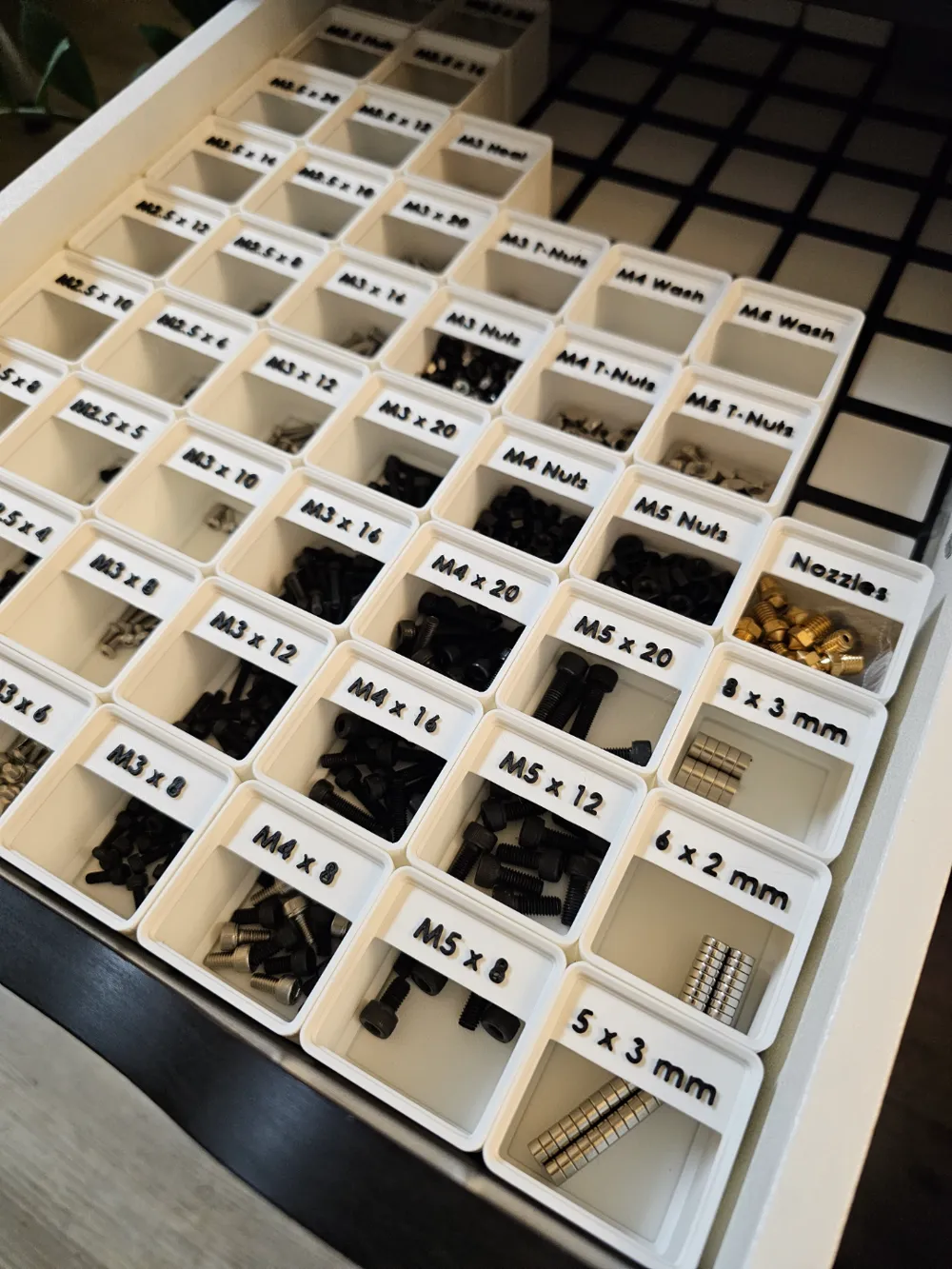 Gridfinity Ultra Light Metric Screw Bins Remixed by Luke - MakerWorld