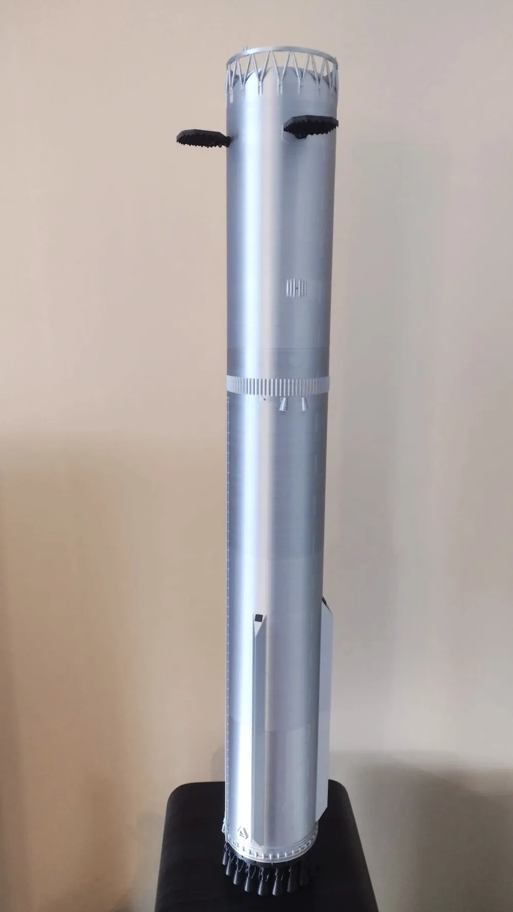 Booster V3 / 1:100 SpaceX - Free 3D Print Model - MakerWorld