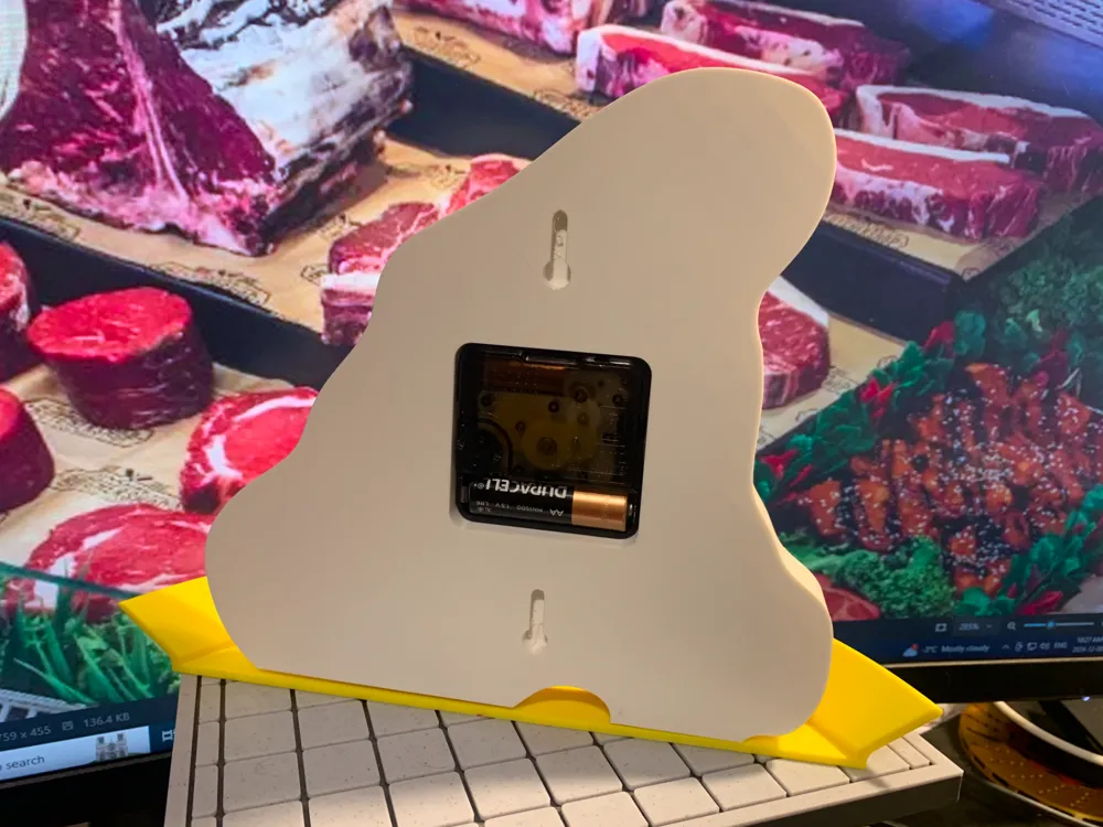 Meat Clock by Zzz3DSelkirk - MakerWorld