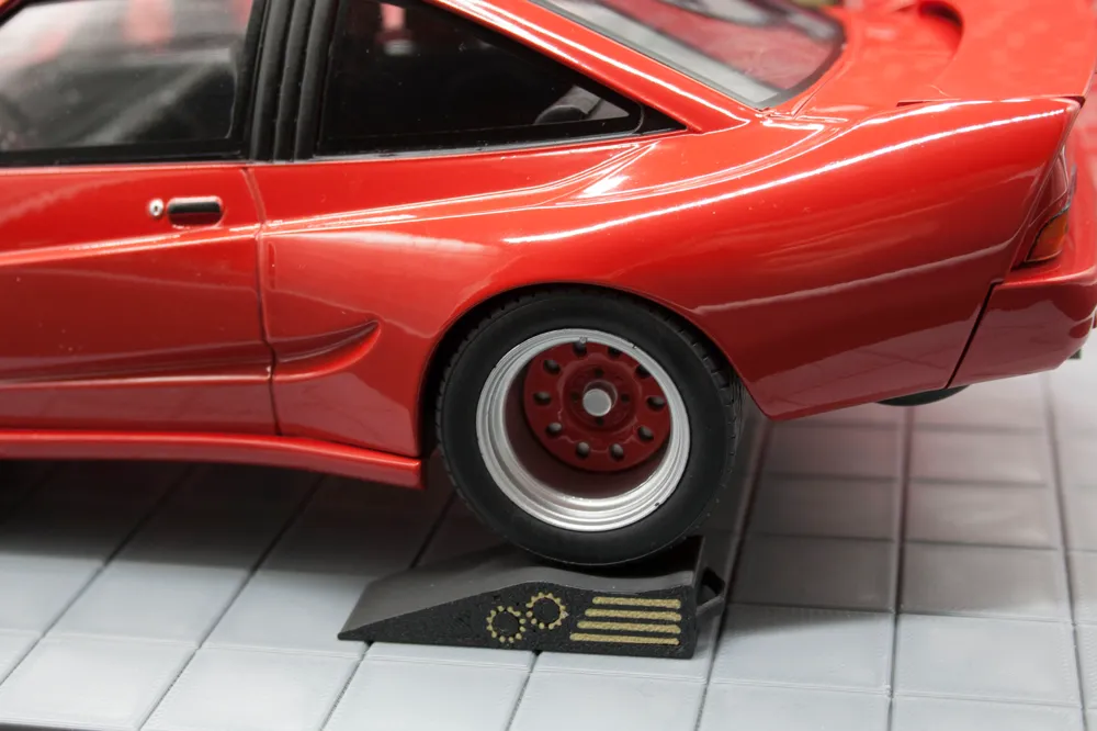 Miniature Car Ramp for Dioramas, 1:18 Scale by Wilhelmus MakerWorld ...