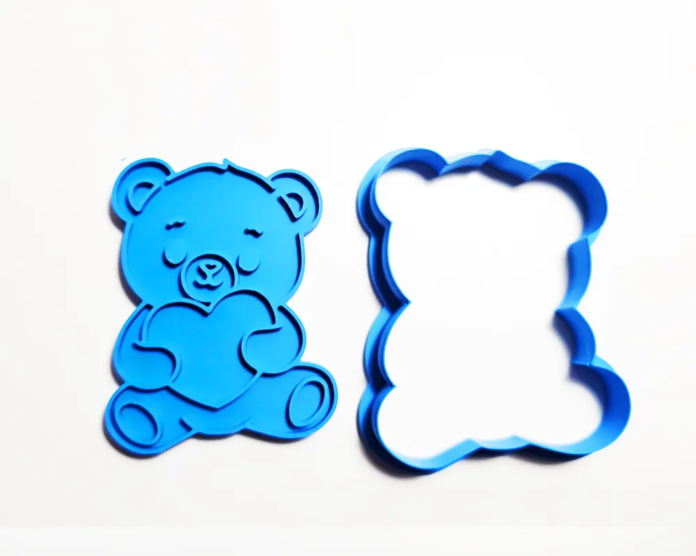 Bear Holding Heart Cookie Cutter / Stamp - Free 3D Print Model - MakerWorld