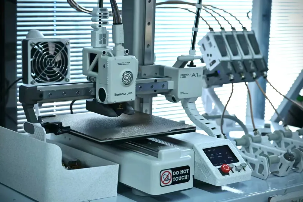 Openwork Sci-Fi BMCU Bracket Adapter by Amooos MakerWorld: Download Free 3D Models