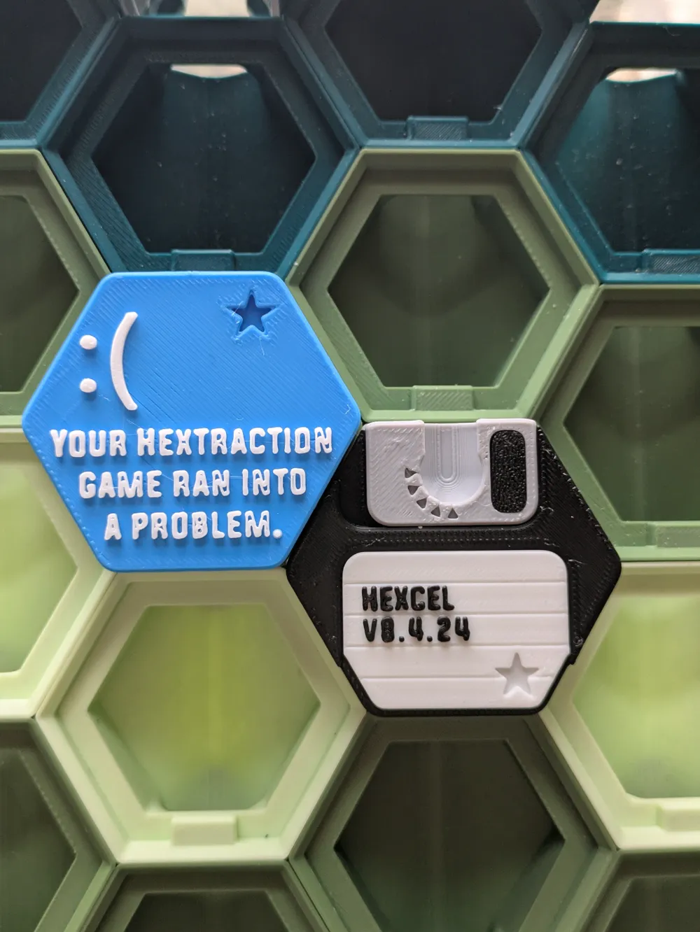 Hextraction Floppy Disk Tile by cadelucaMakerWorld: Download Free 3D Models