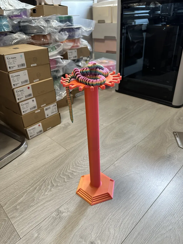 Dragon and Snake Figurine Rotating Display Stand, Holds 18 by 创意 3D ...