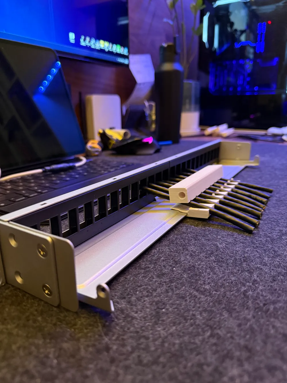 Open Cable Combs for Unifi Keystone Patch Panel - Free 3D Print Model ...