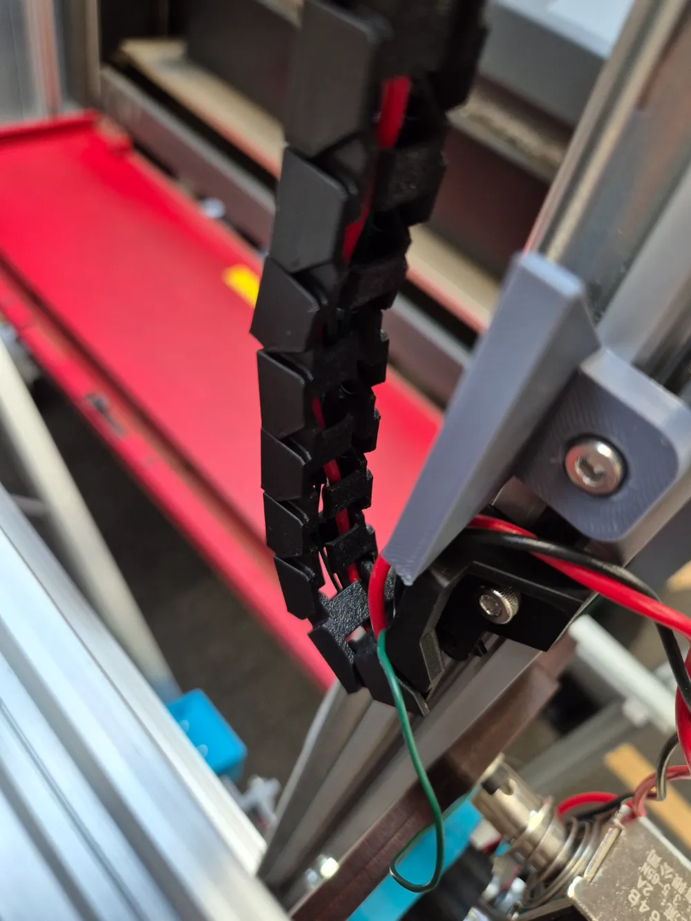 Cable Chain Track Trunking - Semi Articulation by NZPrint - MakerWorld