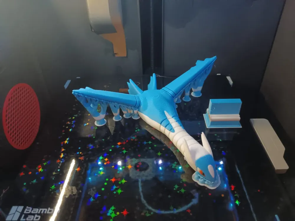 Impresión flexible de Latios y Latias en su sitio por Big Simi ...