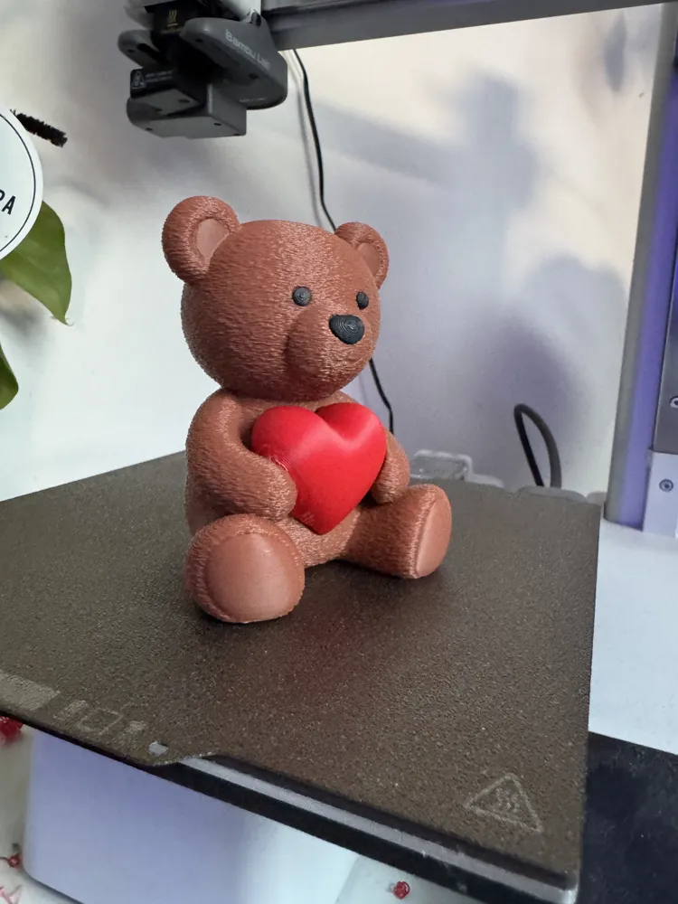 Cute Teddy Bear Holding a Heart | No AMS | - Free 3D Print Model ...